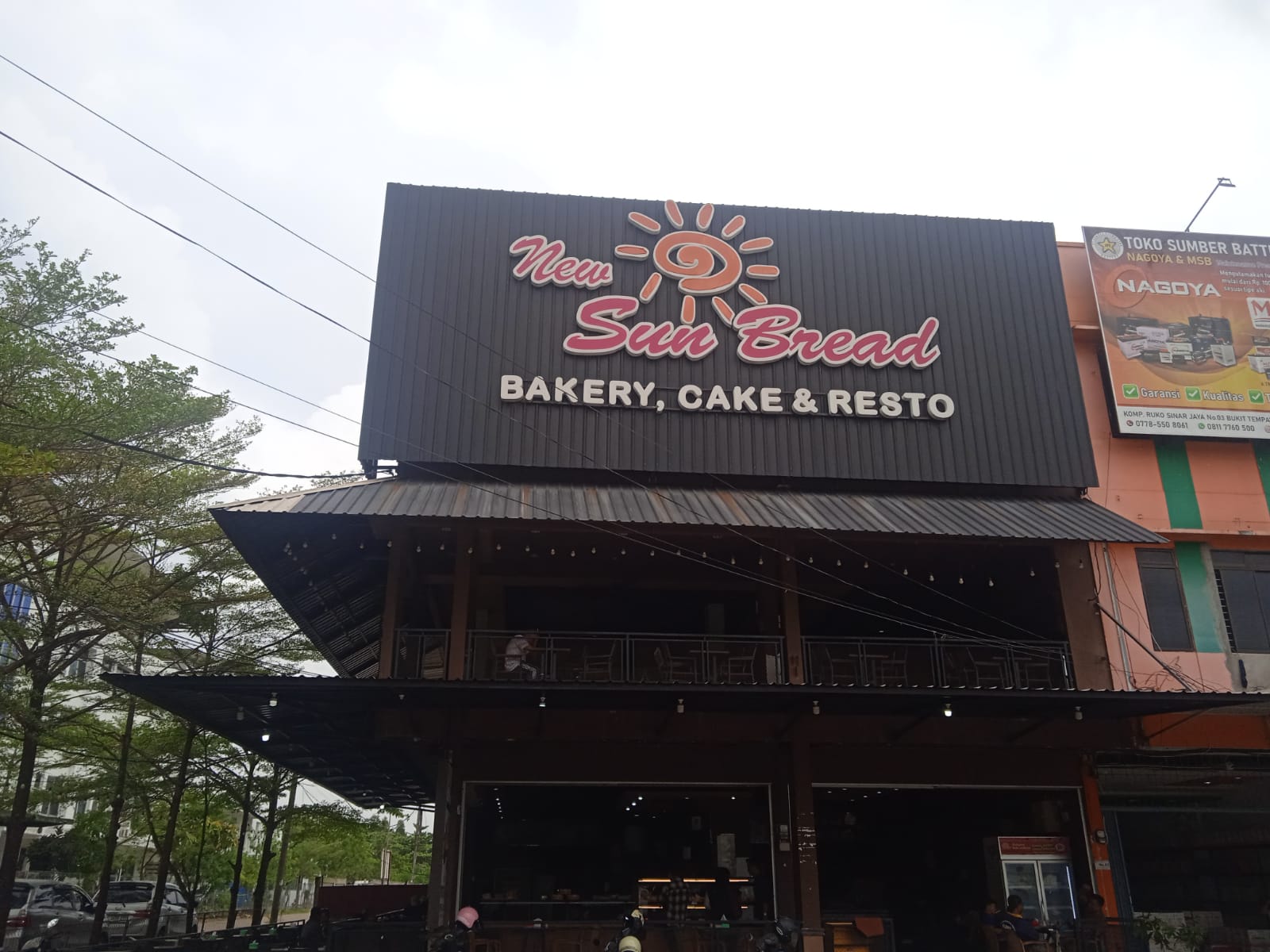 Ngopi Asik di New Sun Bread: Spot Kopi Hits di Batu Aji Batam ...
